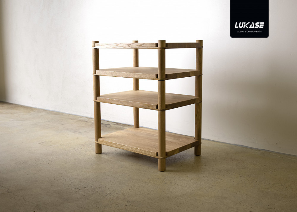 Köp Oak Hi-Fi Rack - Tillverkad på Gotland - Referenceaudio.se